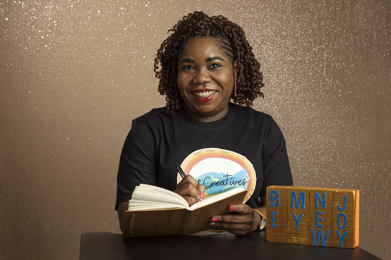 Love Poems for Valentine’s Day: A Romantic Treasure - csCreatives